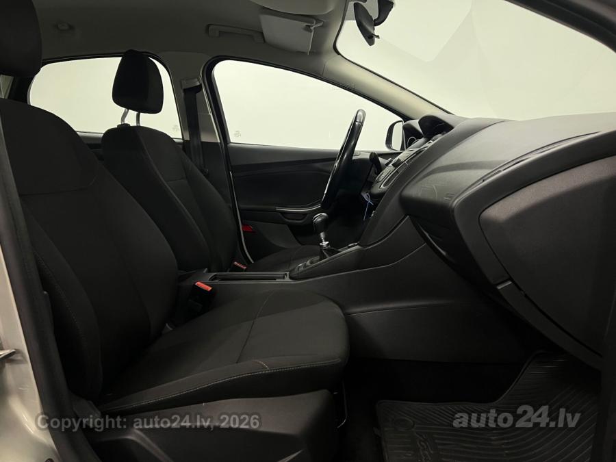 Grey Ford Focus 2018 in Parnu, with an engine capacity of 1.50 L and mileage of 254 thousand km for 5990 €, photo 20 on AUTOMOTO.COM.LV