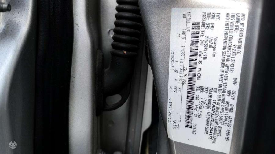 Grey Ford Focus 2018 in Vilnius, with an engine capacity of 2.00 L and mileage of 118 thousand km for 4350 €, photo 4 on AUTOMOTO.COM.LV