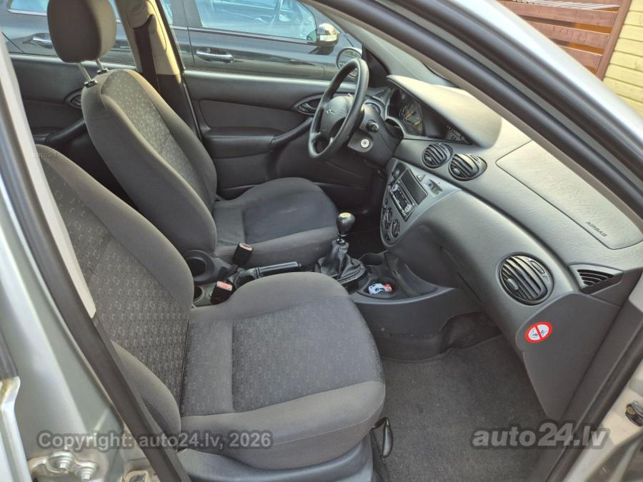 Pelēks Ford Focus 2002 Tallina, ar dzinēja tilpumu 1.80 L un nobraukumu 278 tūkst. km par 850 €, foto 6 vietnē AUTOMOTO.COM.LV