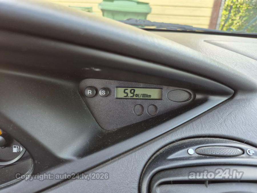 Pelēks Ford Focus 2002 Tallina, ar dzinēja tilpumu 1.80 L un nobraukumu 278 tūkst. km par 850 €, foto 8 vietnē AUTOMOTO.COM.LV