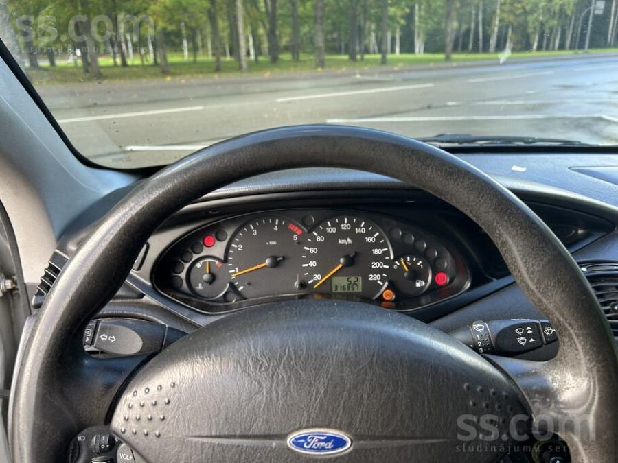 Серый Форд Фокус 2002 в Алуксне, объемом двигателя 1.80 л и пробегом 0 тыс. км за 450 €, фото 16 на AUTOMOTO.COM.LV