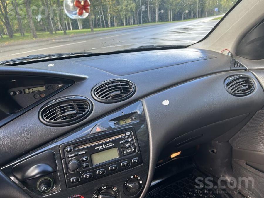 Серый Форд Фокус 2002 в Алуксне, объемом двигателя 1.80 л и пробегом 0 тыс. км за 450 €, фото 17 на AUTOMOTO.COM.LV