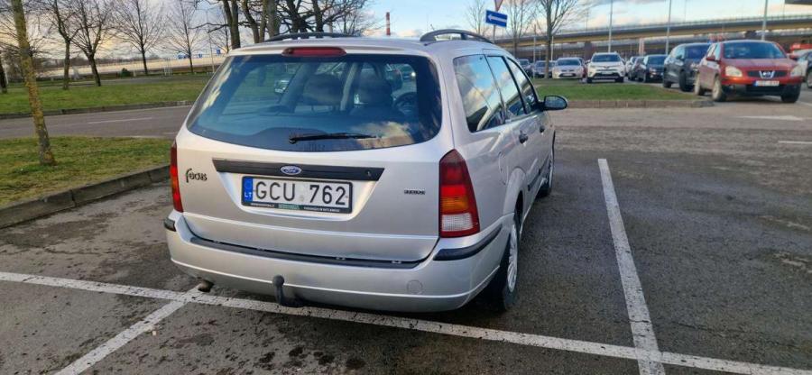 Pelēks Ford Focus 2003 Klaipėda, ar dzinēja tilpumu 1.80 L un nobraukumu 270 tūkst. km par 1050 €, foto 13 vietnē AUTOMOTO.COM.LV