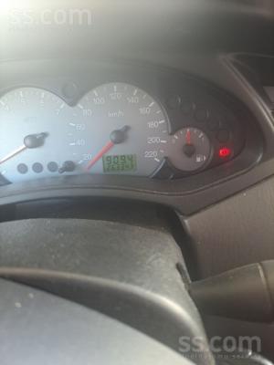 Grey Ford Focus 2004 in Riga, with an engine capacity of 1.60 L and mileage of 265 thousand km for 1100 €, photo 5 on AUTOMOTO.COM.LV