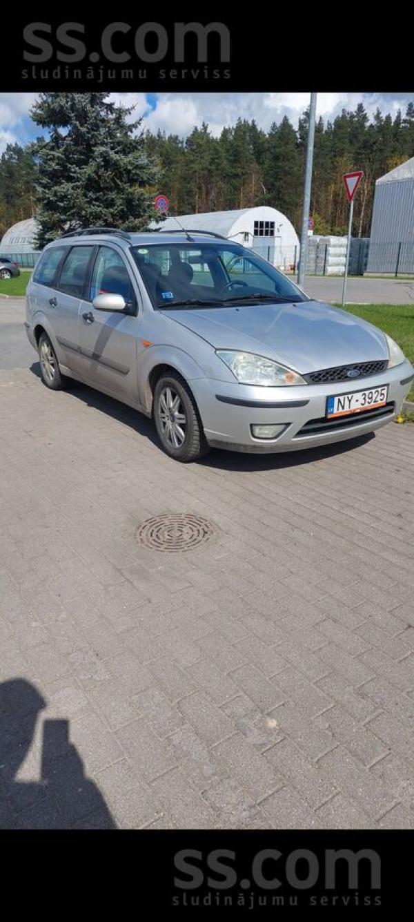 Grey Ford Focus 2005 in Riga, with an engine capacity of 1.80 L and mileage of 269 thousand km for 1000 €, photo 3 on AUTOMOTO.COM.LV