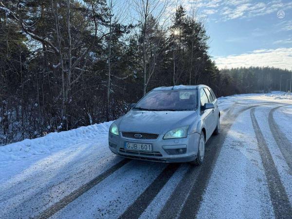 Серый Форд Фокус 2005 в Вильнюс, объемом двигателя 2.00 л и пробегом 358 тыс. км за 950 €, фото 1 на AUTOMOTO.COM.LV