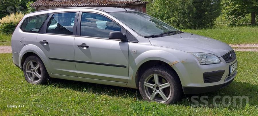 Pelēks Ford Focus 2005 Talsi, ar dzinēja tilpumu 1.70 L un nobraukumu 0 tūkst. km par 800 €, foto 6 vietnē AUTOMOTO.COM.LV
