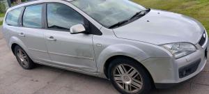 Pelēks Ford Focus 2005 Viļņa, ar dzinēja tilpumu 1.60 L un nobraukumu 164 tūkst. km par 700 €, foto 5 vietnē AUTOMOTO.COM.LV