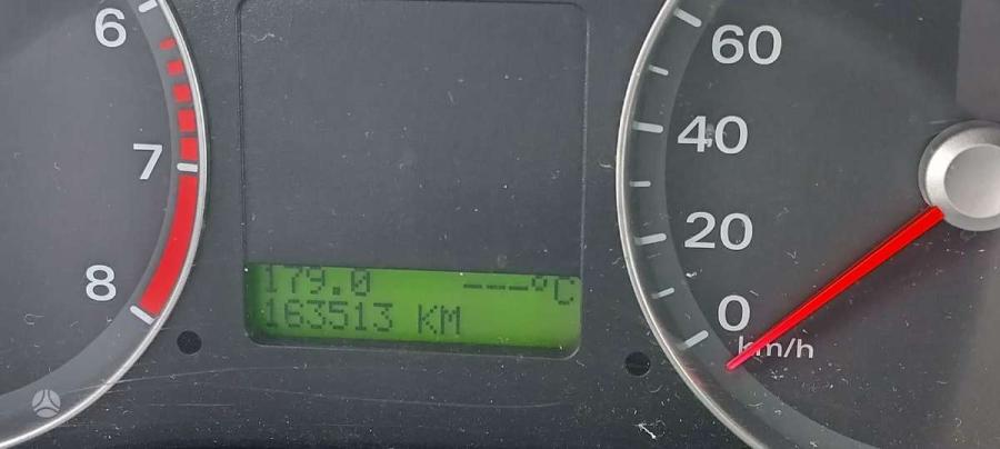 Pelēks Ford Focus 2005 Viļņa, ar dzinēja tilpumu 1.60 L un nobraukumu 164 tūkst. km par 700 €, foto 6 vietnē AUTOMOTO.COM.LV