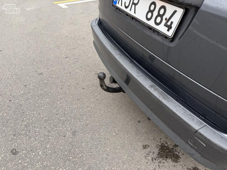 Grey Ford Focus 2005 in Panevezys, with an engine capacity of 1.60 L and mileage of 390 thousand km for 990 €, photo 5 on AUTOMOTO.COM.LV