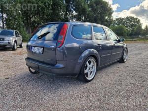Grey Ford Focus 2005 in Liepaja, with an engine capacity of 1.60 L and mileage of 345 thousand km for 1490 €, photo 6 on AUTOMOTO.COM.LV