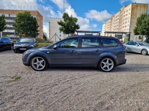 Grey Ford Focus 2005 in Liepaja, with an engine capacity of 1.60 L and mileage of 345 thousand km for 1490 €, photo 8 on AUTOMOTO.COM.LV