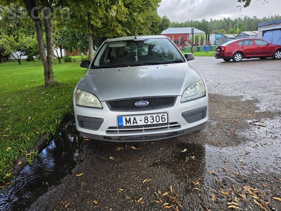 Grey Ford Focus 2005 in Valmiera, with an engine capacity of 1.80 L and mileage of 278 thousand km for 700 €, photo 1 on AUTOMOTO.COM.LV
