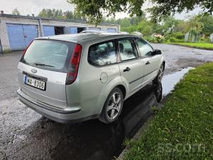 Grey Ford Focus 2005 in Valmiera, with an engine capacity of 1.80 L and mileage of 278 thousand km for 700 €, photo 4 on AUTOMOTO.COM.LV