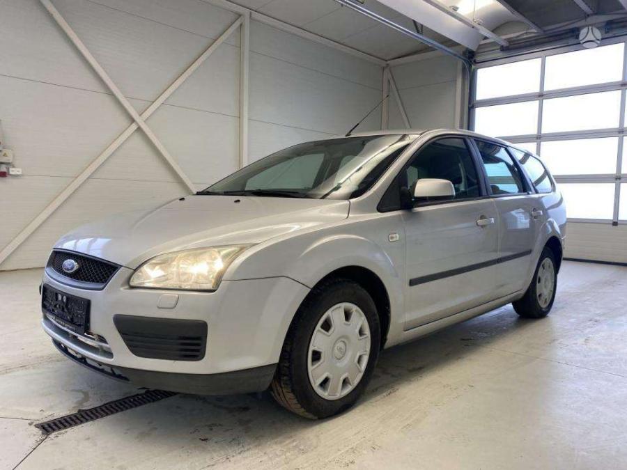 Grey Ford Focus 2006 in Radviliskis, with an engine capacity of 1.60 L and mileage of 265 thousand km for 1650 €, photo 1 on AUTOMOTO.COM.LV