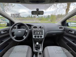 Grey Ford Focus 2006 in Tallinn, with an engine capacity of 1.60 L and mileage of 253 thousand km for 1790 €, photo 13 on AUTOMOTO.COM.LV