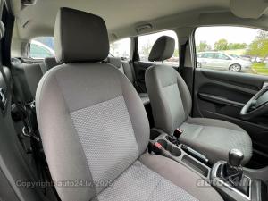Grey Ford Focus 2006 in Tallinn, with an engine capacity of 1.60 L and mileage of 253 thousand km for 1790 €, photo 20 on AUTOMOTO.COM.LV