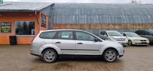 Pelēks Ford Focus 2006 Valmiera, ar dzinēja tilpumu 1.80 L un nobraukumu 308 tūkst. km par 850 €, foto 3 vietnē AUTOMOTO.COM.LV