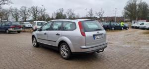 Pelēks Ford Focus 2006 Valmiera, ar dzinēja tilpumu 1.80 L un nobraukumu 308 tūkst. km par 850 €, foto 5 vietnē AUTOMOTO.COM.LV