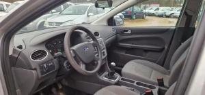 Pelēks Ford Focus 2006 Valmiera, ar dzinēja tilpumu 1.80 L un nobraukumu 308 tūkst. km par 850 €, foto 9 vietnē AUTOMOTO.COM.LV