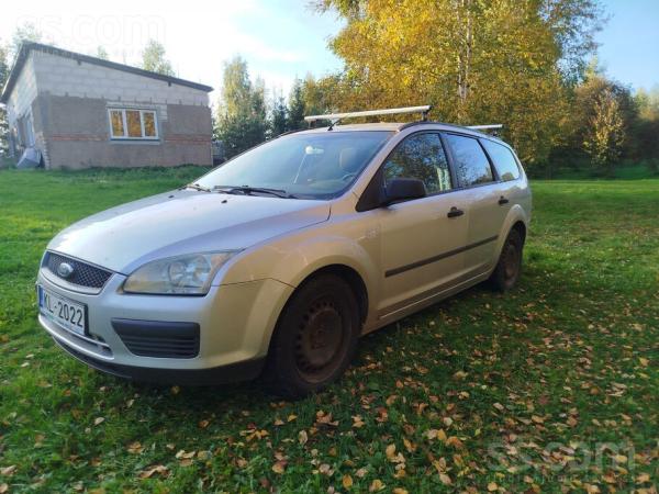 Grey Ford Focus 2006 in Ludza, with an engine capacity of 1.80 L and mileage of 317 thousand km for 1200 €, photo 4 on AUTOMOTO.COM.LV