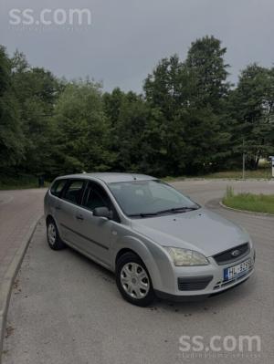 Grey Ford Focus 2006 in Riga, with an engine capacity of 1.60 L and mileage of 261 thousand km for 1100 €, photo  on AUTOMOTO.COM.LV
