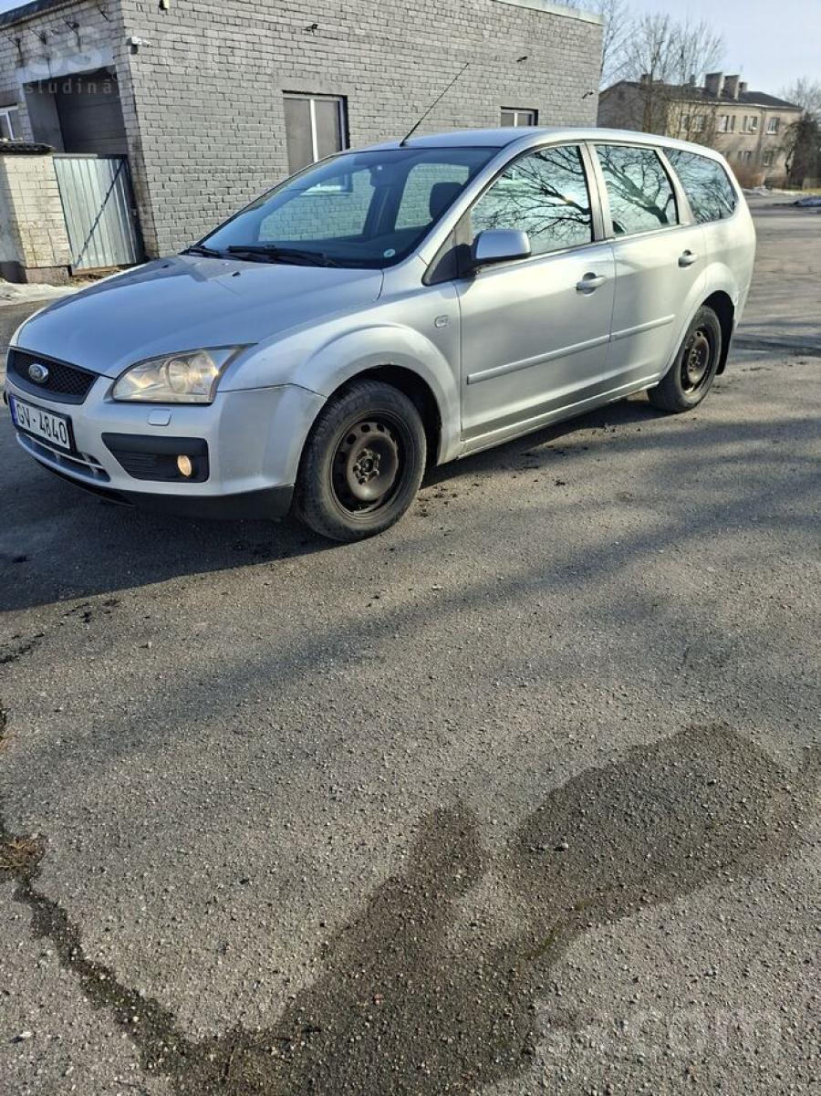 Pelēks Ford Focus 2007 Tukums, ar dzinēja tilpumu 1.60 L un nobraukumu 392 tūkst. km par 990 €, foto 1 vietnē AUTOMOTO.COM.LV