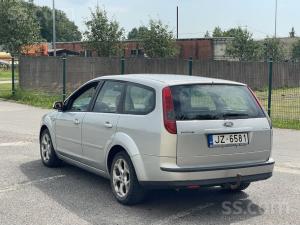 Grey Ford Focus 2007 in Limbazi, with an engine capacity of 1.60 L and mileage of 270 thousand km for 1000 €, photo 4 on AUTOMOTO.COM.LV
