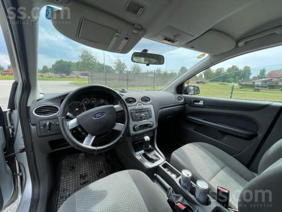 Grey Ford Focus 2007 in Limbazi, with an engine capacity of 1.60 L and mileage of 270 thousand km for 1000 €, photo 7 on AUTOMOTO.COM.LV