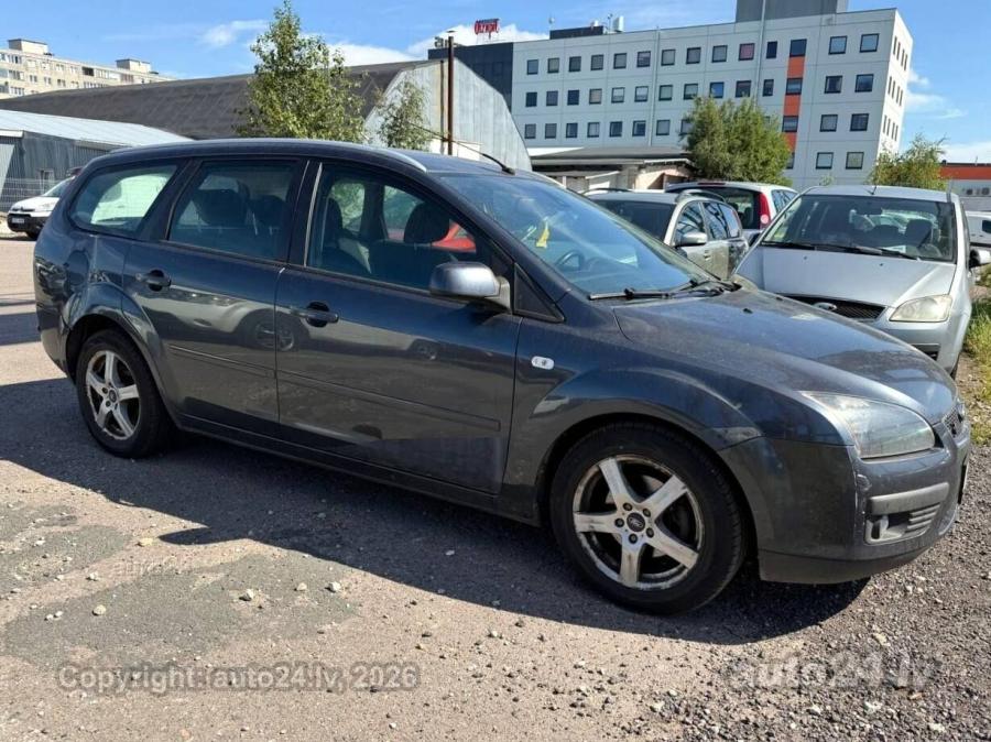 Pelēks Ford Focus 2007 Tallina, ar dzinēja tilpumu 1.80 L un nobraukumu 335 tūkst. km par 599 €, foto 1 vietnē AUTOMOTO.COM.LV