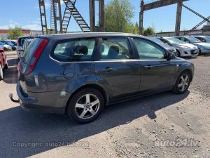 Pelēks Ford Focus 2007 Tallina, ar dzinēja tilpumu 1.80 L un nobraukumu 335 tūkst. km par 599 €, foto 4 vietnē AUTOMOTO.COM.LV