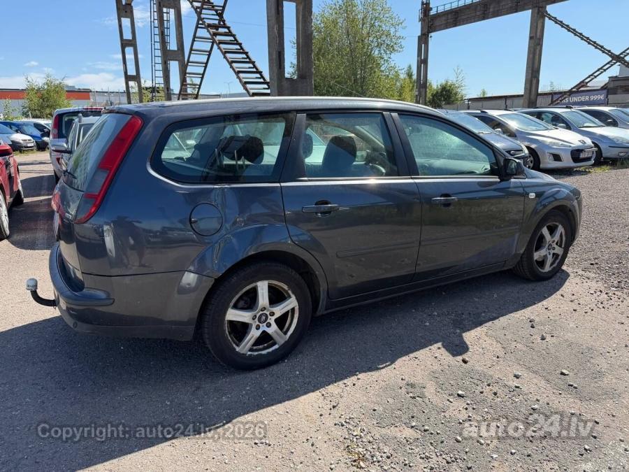 Pelēks Ford Focus 2007 Tallina, ar dzinēja tilpumu 1.80 L un nobraukumu 335 tūkst. km par 599 €, foto 4 vietnē AUTOMOTO.COM.LV