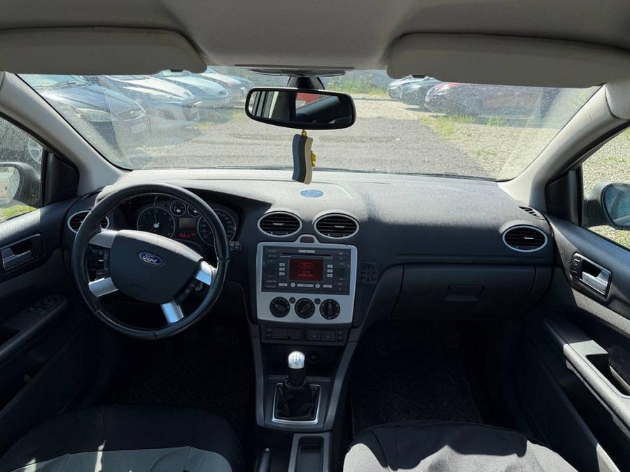 Pelēks Ford Focus 2007 Tallina, ar dzinēja tilpumu 1.80 L un nobraukumu 335 tūkst. km par 599 €, foto 13 vietnē AUTOMOTO.COM.LV