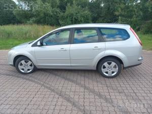 Pelēks Ford Focus 2007 Ventspils, ar dzinēja tilpumu 2.00 L un nobraukumu 345 tūkst. km par 1700 €, foto 6 vietnē AUTOMOTO.COM.LV