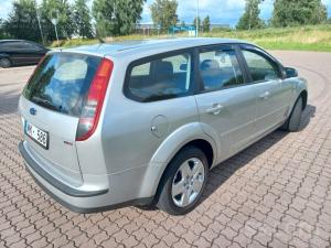 Pelēks Ford Focus 2007 Ventspils, ar dzinēja tilpumu 2.00 L un nobraukumu 345 tūkst. km par 1700 €, foto 8 vietnē AUTOMOTO.COM.LV