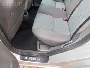 Pelēks Ford Focus 2007 Ventspils, ar dzinēja tilpumu 2.00 L un nobraukumu 345 tūkst. km par 1700 €, foto 15 vietnē AUTOMOTO.COM.LV