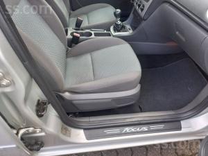 Pelēks Ford Focus 2007 Ventspils, ar dzinēja tilpumu 2.00 L un nobraukumu 345 tūkst. km par 1700 €, foto 17 vietnē AUTOMOTO.COM.LV
