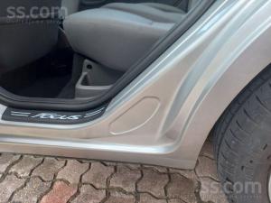 Pelēks Ford Focus 2007 Ventspils, ar dzinēja tilpumu 2.00 L un nobraukumu 345 tūkst. km par 1700 €, foto 18 vietnē AUTOMOTO.COM.LV