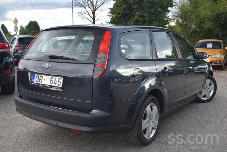 Grey Ford Focus 2007 in Kuldiga, with an engine capacity of 1.60 L and mileage of 0 thousand km for 3350 €, photo 3 on AUTOMOTO.COM.LV