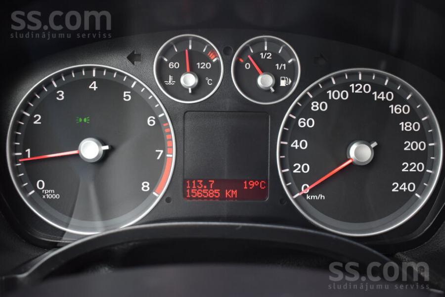 Grey Ford Focus 2007 in Kuldiga, with an engine capacity of 1.60 L and mileage of 0 thousand km for 3350 €, photo 12 on AUTOMOTO.COM.LV