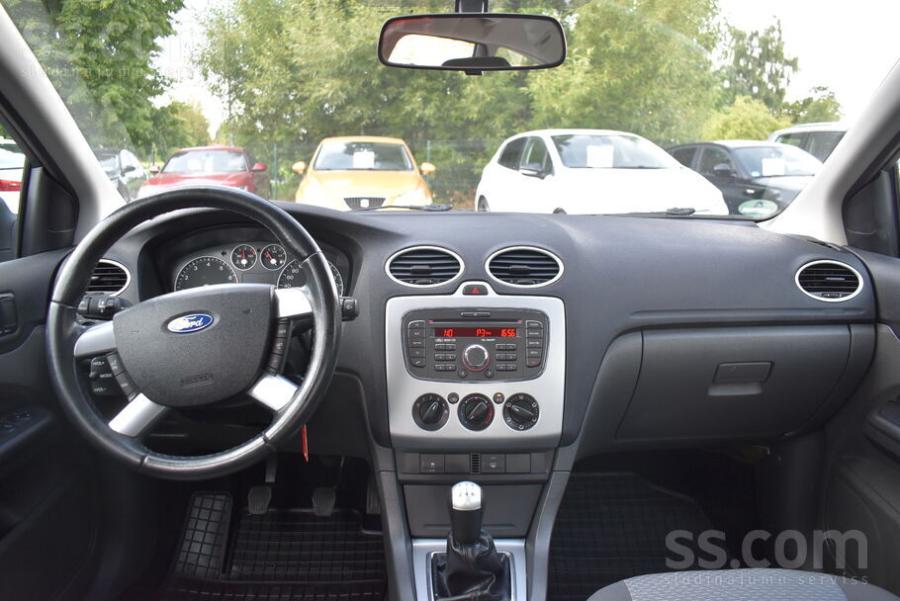 Grey Ford Focus 2007 in Kuldiga, with an engine capacity of 1.60 L and mileage of 0 thousand km for 3350 €, photo 19 on AUTOMOTO.COM.LV