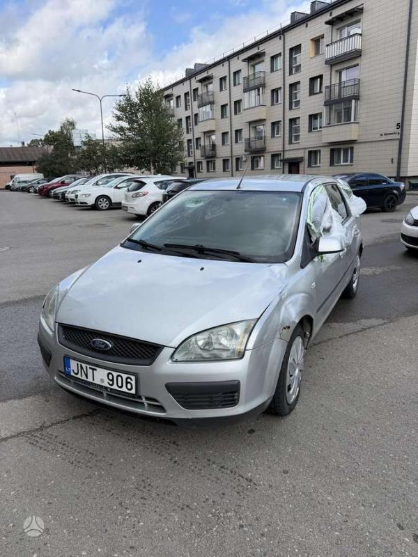Ford Focus 2007 Kauņa vietnē Pelēks Ford Focus 2007 Kauņa, ar dzinēja tilpumu 1.56 L un nobraukumu 3 tūkst. km par 660 €, foto 1 vietnē AUTOMOTO.COM.LV