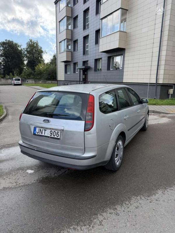Ford Focus 2007 Kauņa vietnē Pelēks Ford Focus 2007 Kauņa, ar dzinēja tilpumu 1.56 L un nobraukumu 3 tūkst. km par 660 €, foto 7 vietnē AUTOMOTO.COM.LV