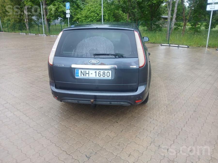 Pelēks Ford Focus 2008 Talsi, ar dzinēja tilpumu 2.00 L un nobraukumu 361 tūkst. km par 1350 €, foto 6 vietnē AUTOMOTO.COM.LV