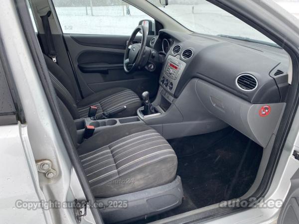 Pelēks Ford Focus 2008 Rakvere, ar dzinēja tilpumu 1.60 L un nobraukumu 460 tūkst. km par 2000 €, foto 6 vietnē AUTOMOTO.COM.LV