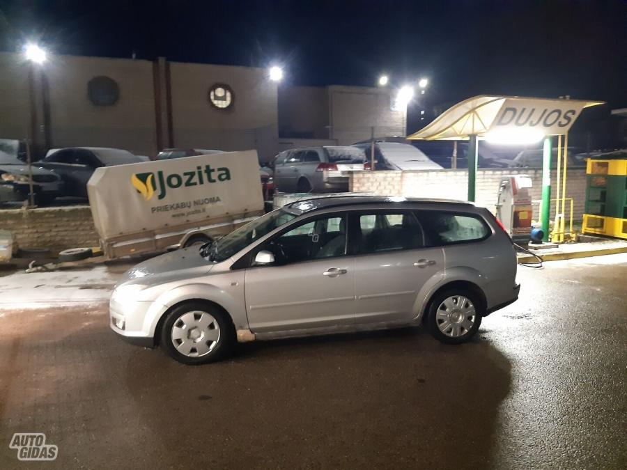 Pelēks Ford Focus 2008 Kauņa, ar dzinēja tilpumu 1.60 L un nobraukumu 250 tūkst. km par 370 €, foto 15 vietnē AUTOMOTO.COM.LV