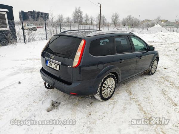Pelēks Ford Focus 2008 Tallina, ar dzinēja tilpumu 2.00 L un nobraukumu 374 tūkst. km par 1800 €, foto 3 vietnē AUTOMOTO.COM.LV