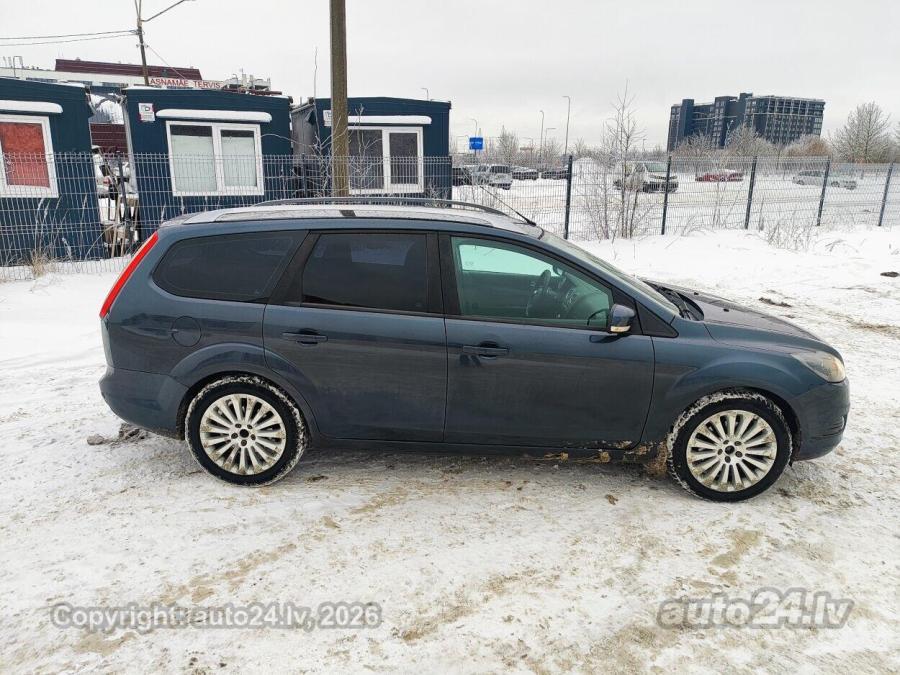 Pelēks Ford Focus 2008 Tallina, ar dzinēja tilpumu 2.00 L un nobraukumu 374 tūkst. km par 1800 €, foto 6 vietnē AUTOMOTO.COM.LV