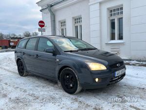 Grey Ford Focus 2008 in Tallinn, with an engine capacity of 1.60 L and mileage of 220 thousand km for 1200 €, photo 2 on AUTOMOTO.COM.LV