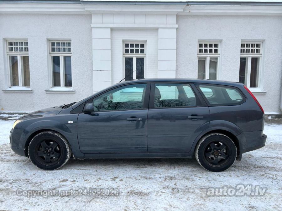 Grey Ford Focus 2008 in Tallinn, with an engine capacity of 1.60 L and mileage of 220 thousand km for 1200 €, photo 3 on AUTOMOTO.COM.LV
